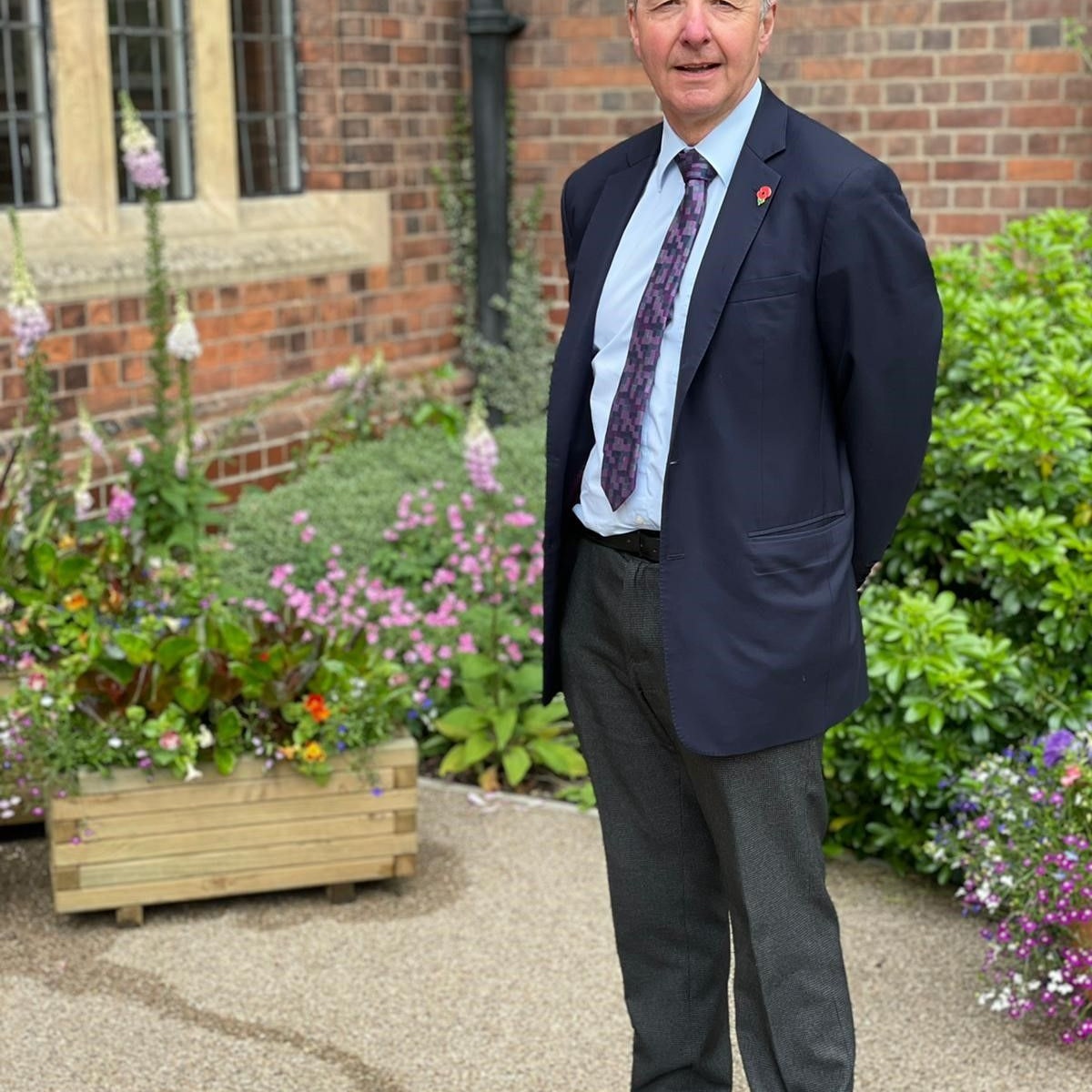 Worksop College - OW Dr Jonathan Leach Vistits Worksop College