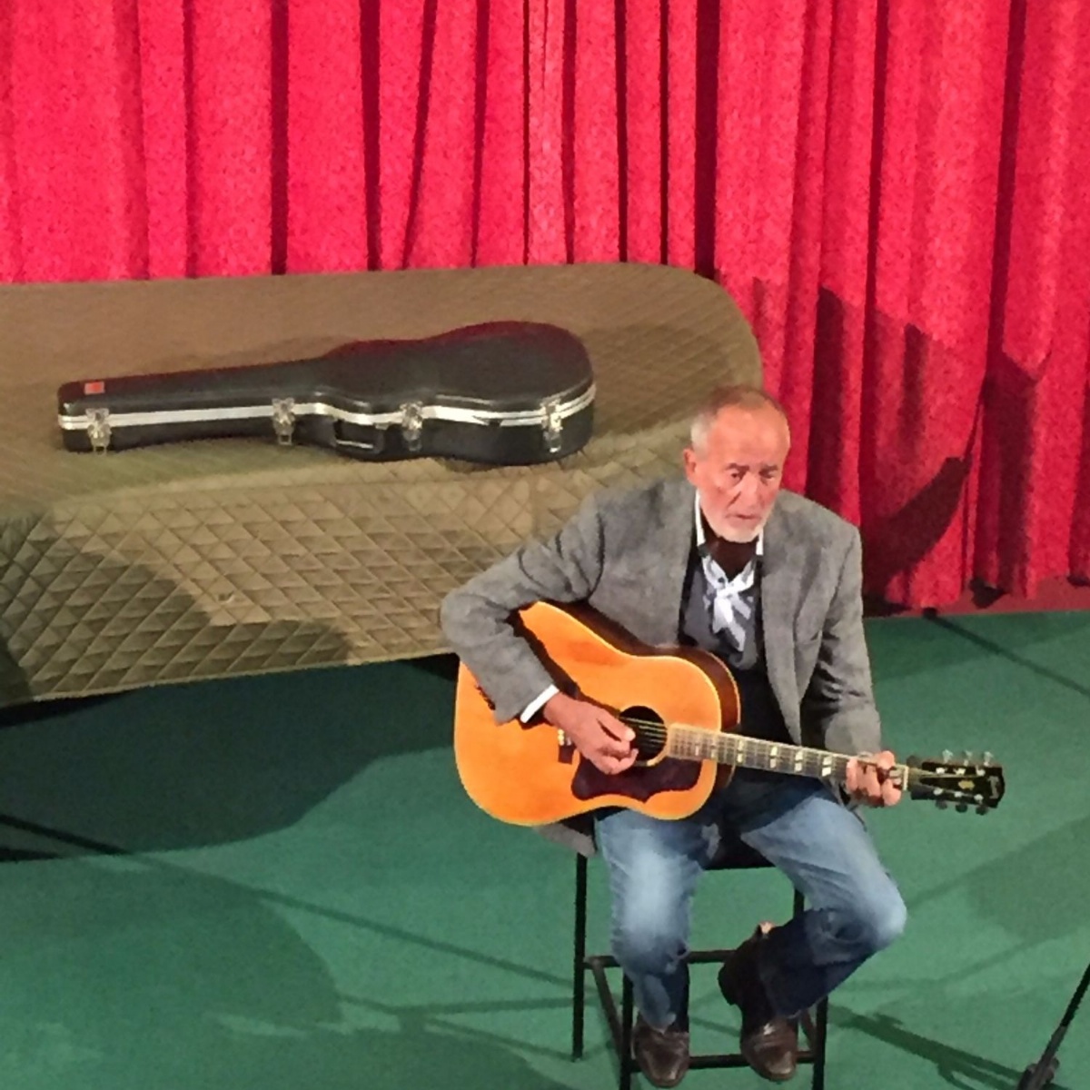 Worksop College - Music Concert Series: Mike Hurst: The Music Makers